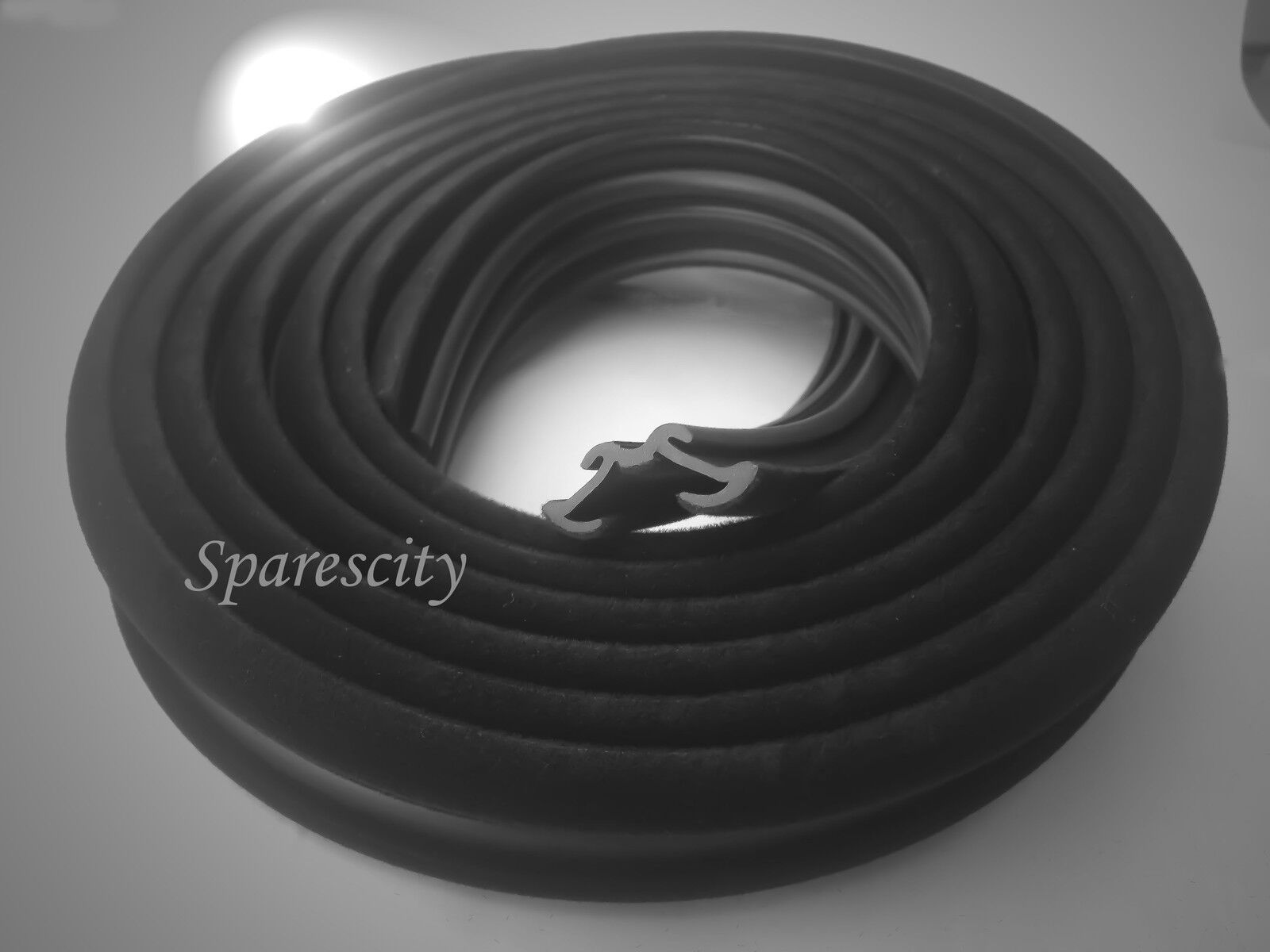 HOLDEN COMMODORE BAILEY CHANNEL SLIDER FLOCKING RUBBER VB VC VH VK VL